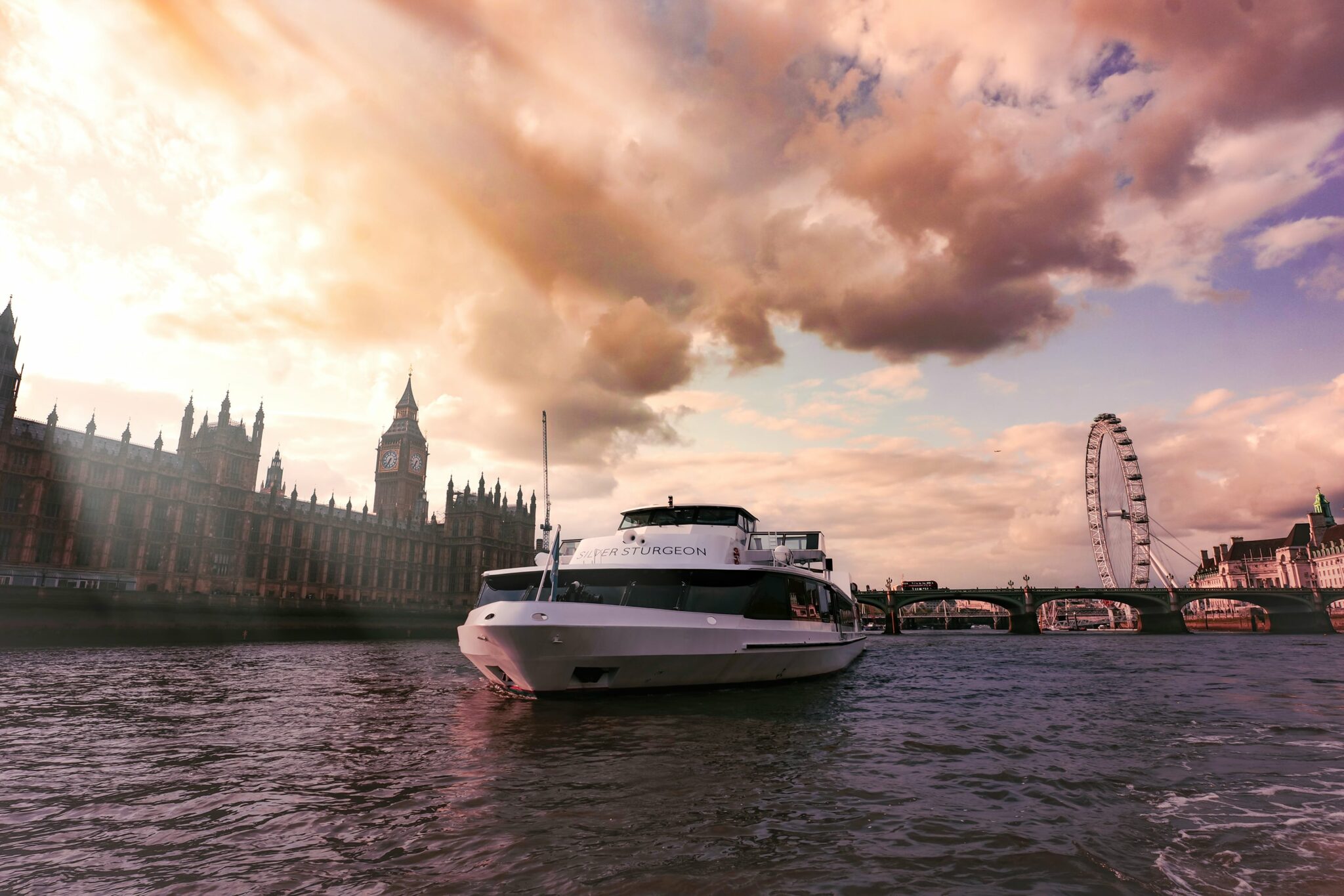 Woods' Silver Fleet - Luxury Event Venues On The Thames